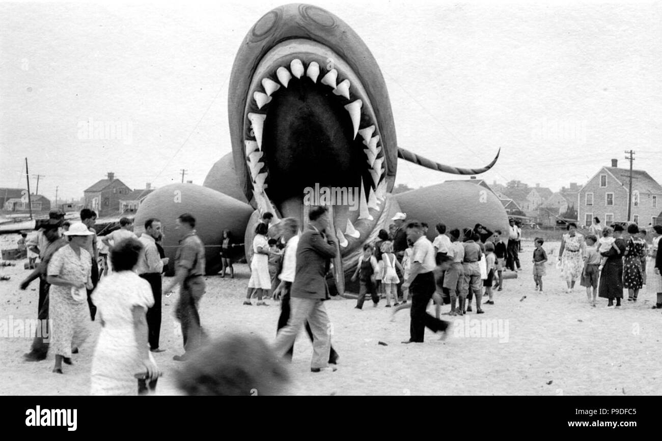 Loch Ness Dinosaur High Resolution Stock Photography and Images - Alamy