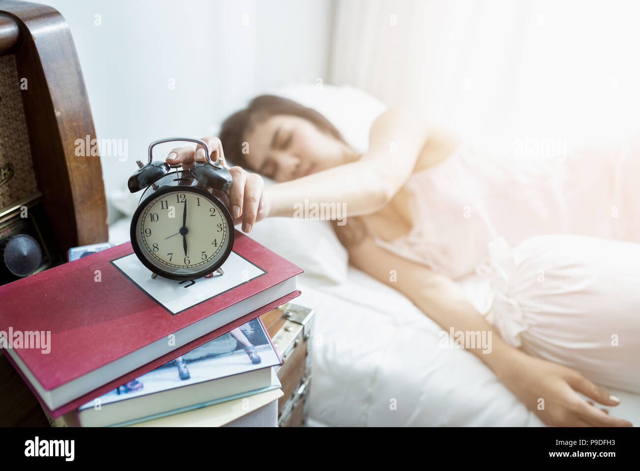 6 am alarm clock hi-res stock photography and images - Alamy