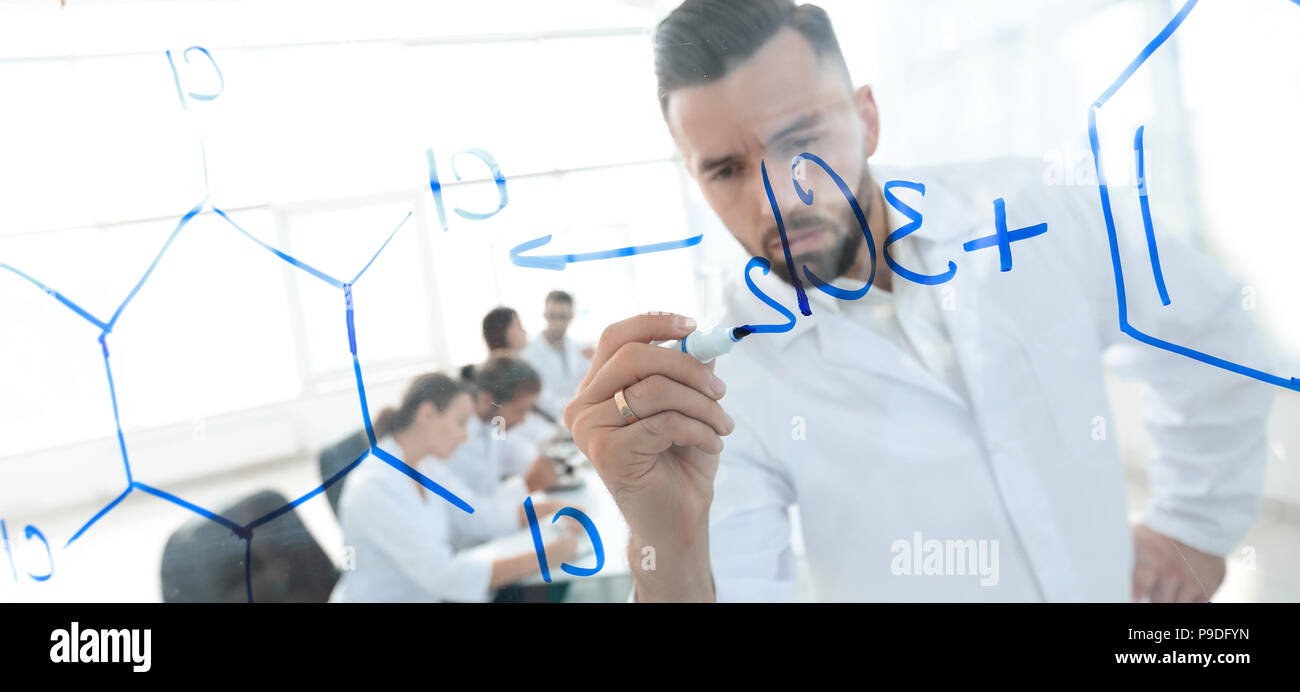 Scientist virtual chemical formula hi-res stock photography and images ...