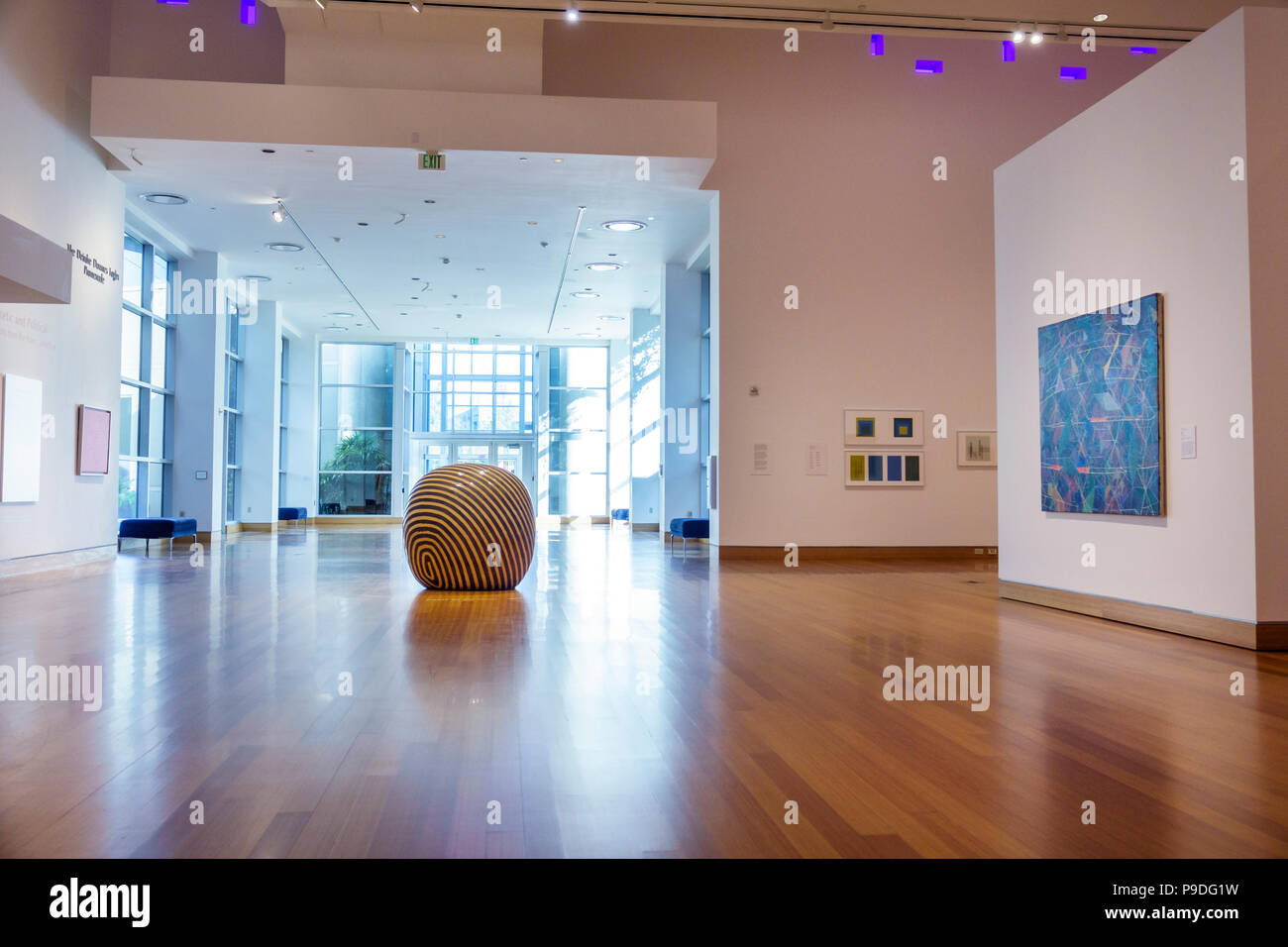 Harn museum gallery hi-res stock photography and images - Alamy