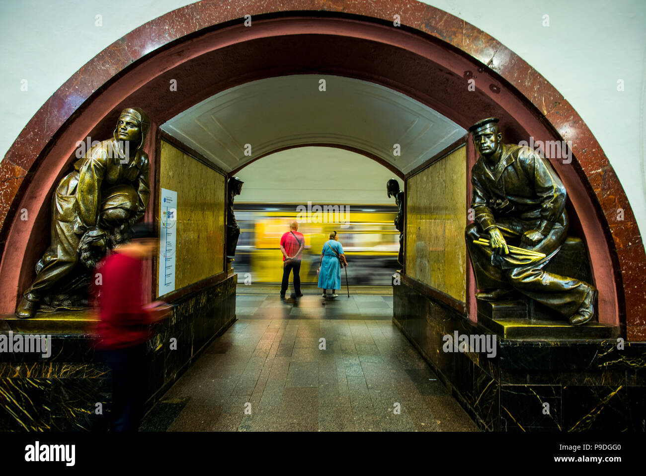 bronze sculptures at the Metro station Ploshchad Revolyutsii ...