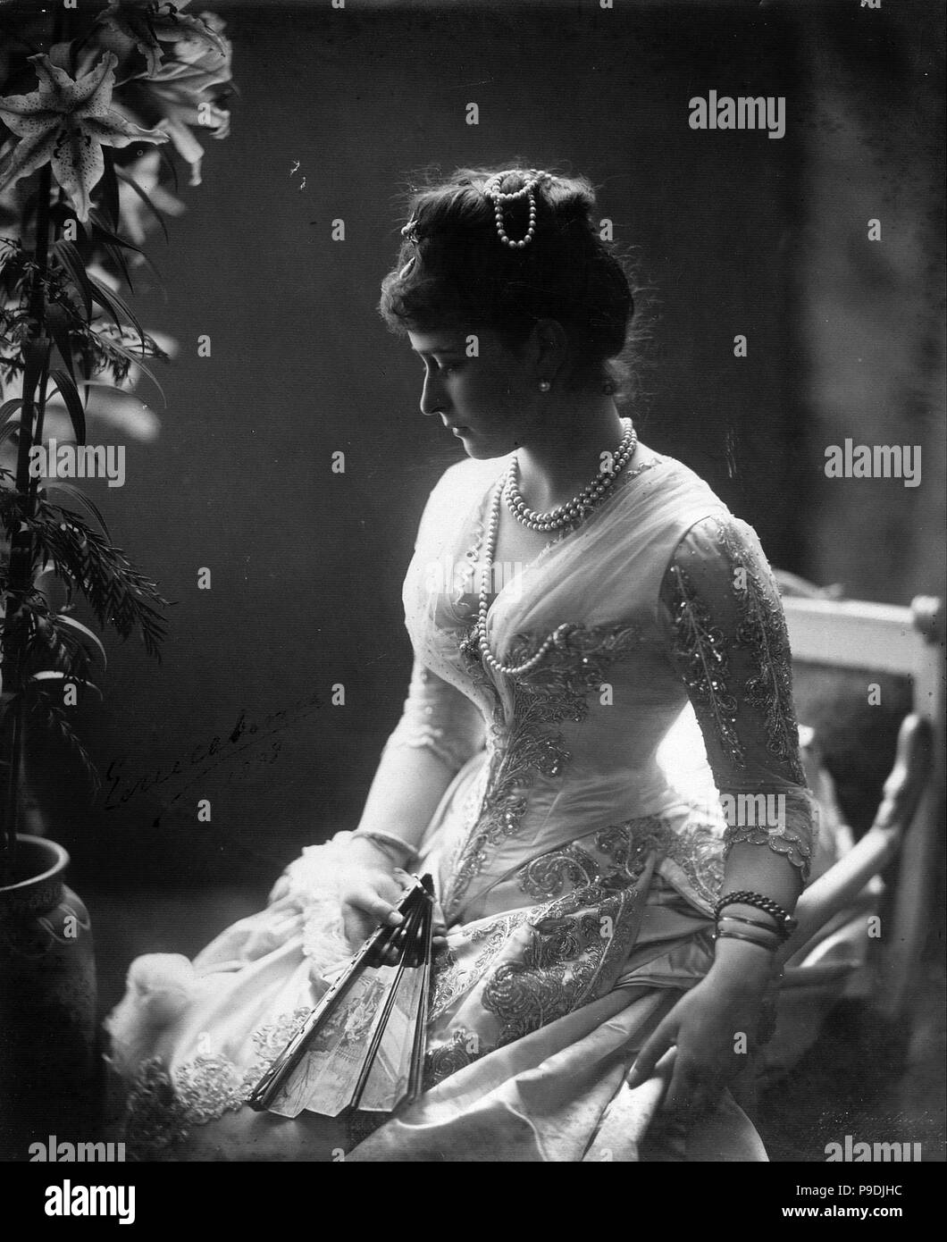 Princess of Hesse by Rhine, the Grand Duchess Elizabeth Fyodorovna of ...