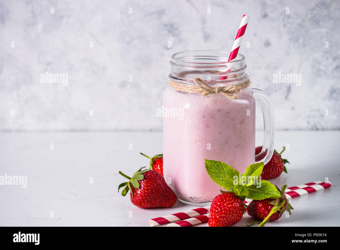 Milkshake jar hi-res stock photography and images - Alamy