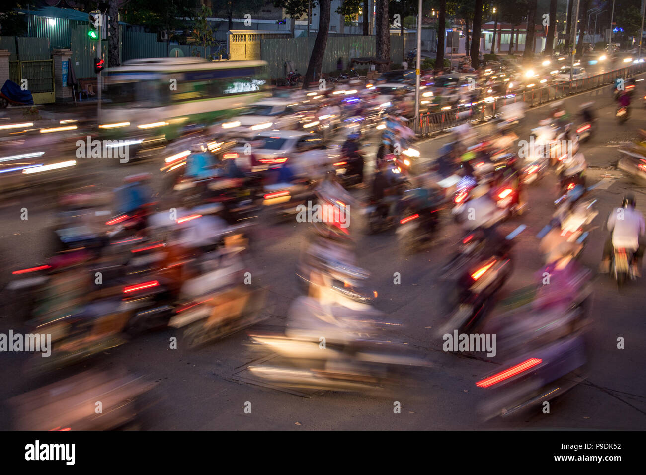 Dense traffic transport hi-res stock photography and images - Alamy