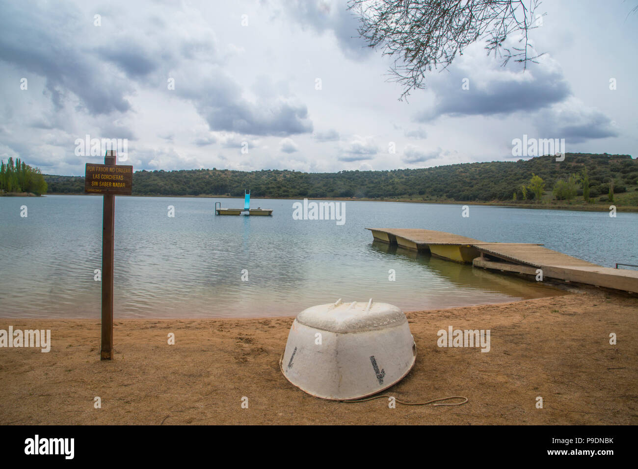 La Colgada lake. Lagunas de Ruidera Natural Park, Ciudad Real province ...