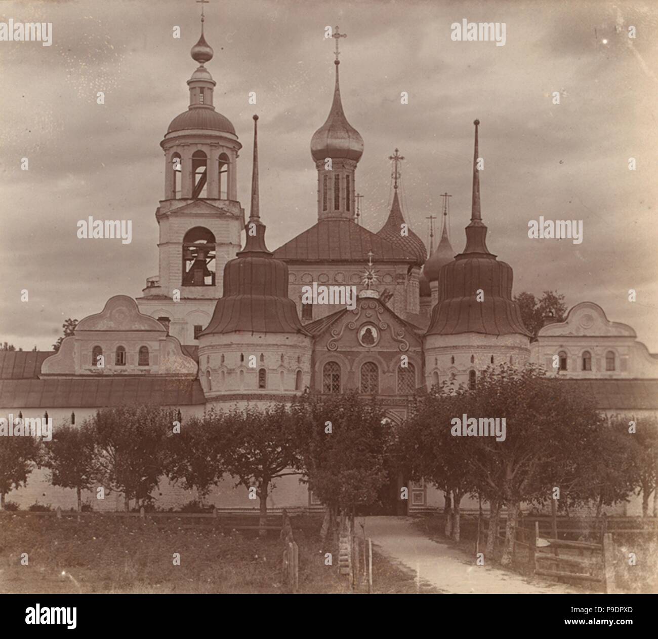 The Tolga Convent in Yaroslavl. Museum: Museum of Photography History ...