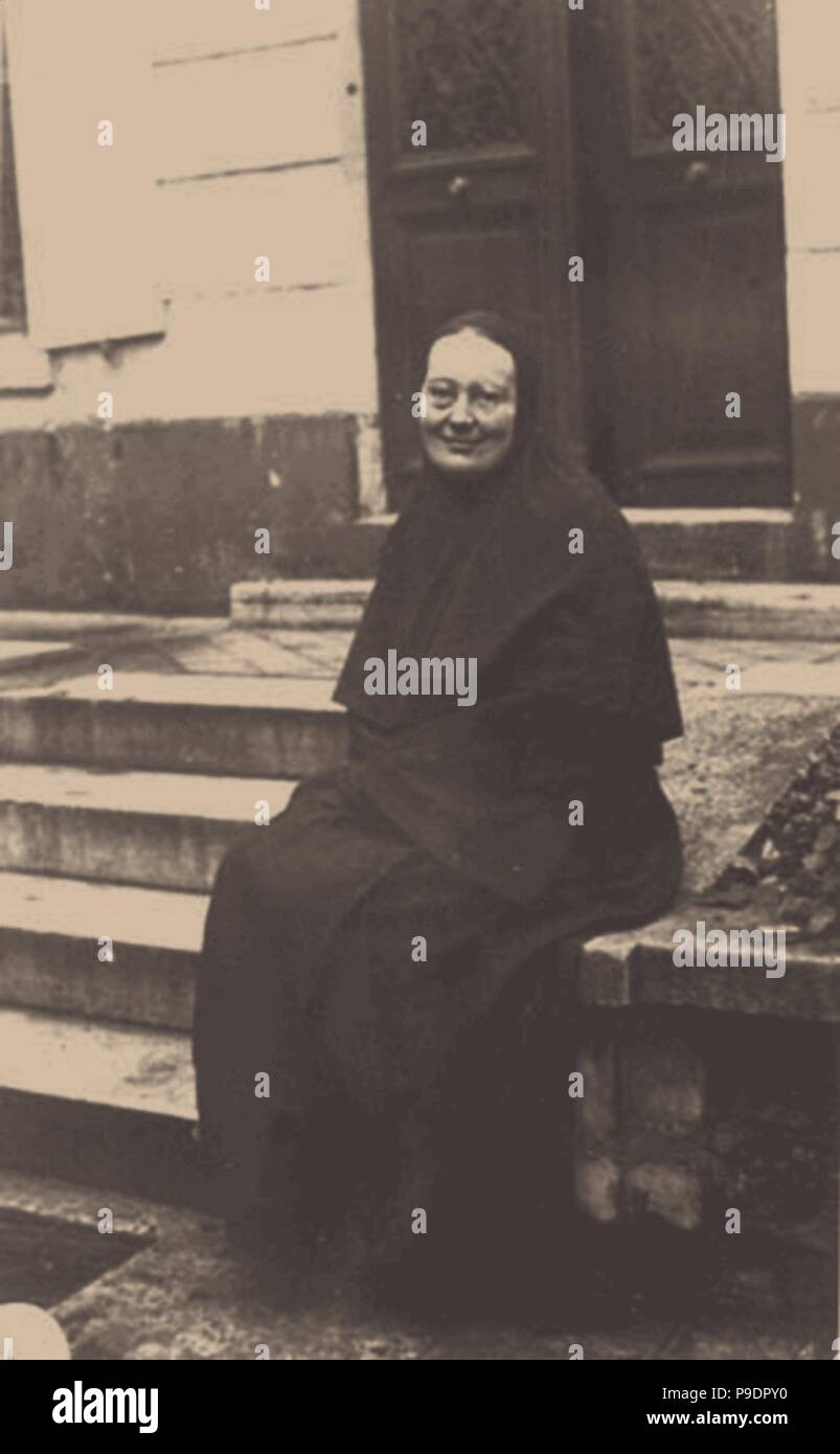 Her mother maria hi-res stock photography and images - Alamy