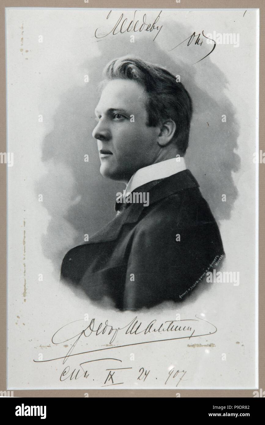 Singer feodor chaliapin hi-res stock photography and images - Alamy