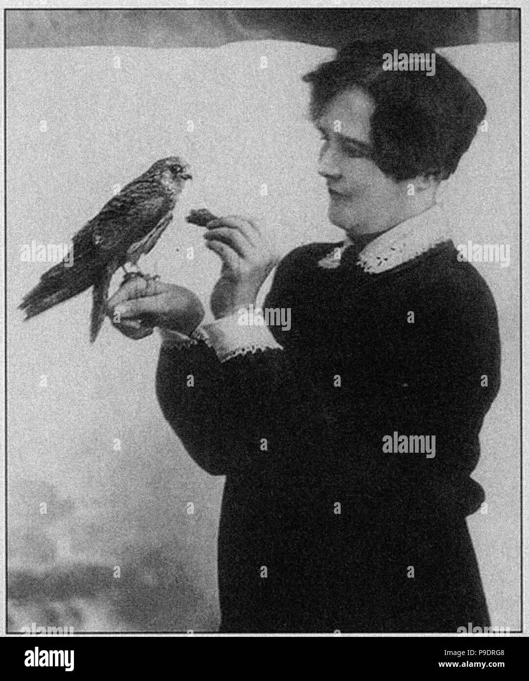 Nina grin hi-res stock photography and images - Alamy