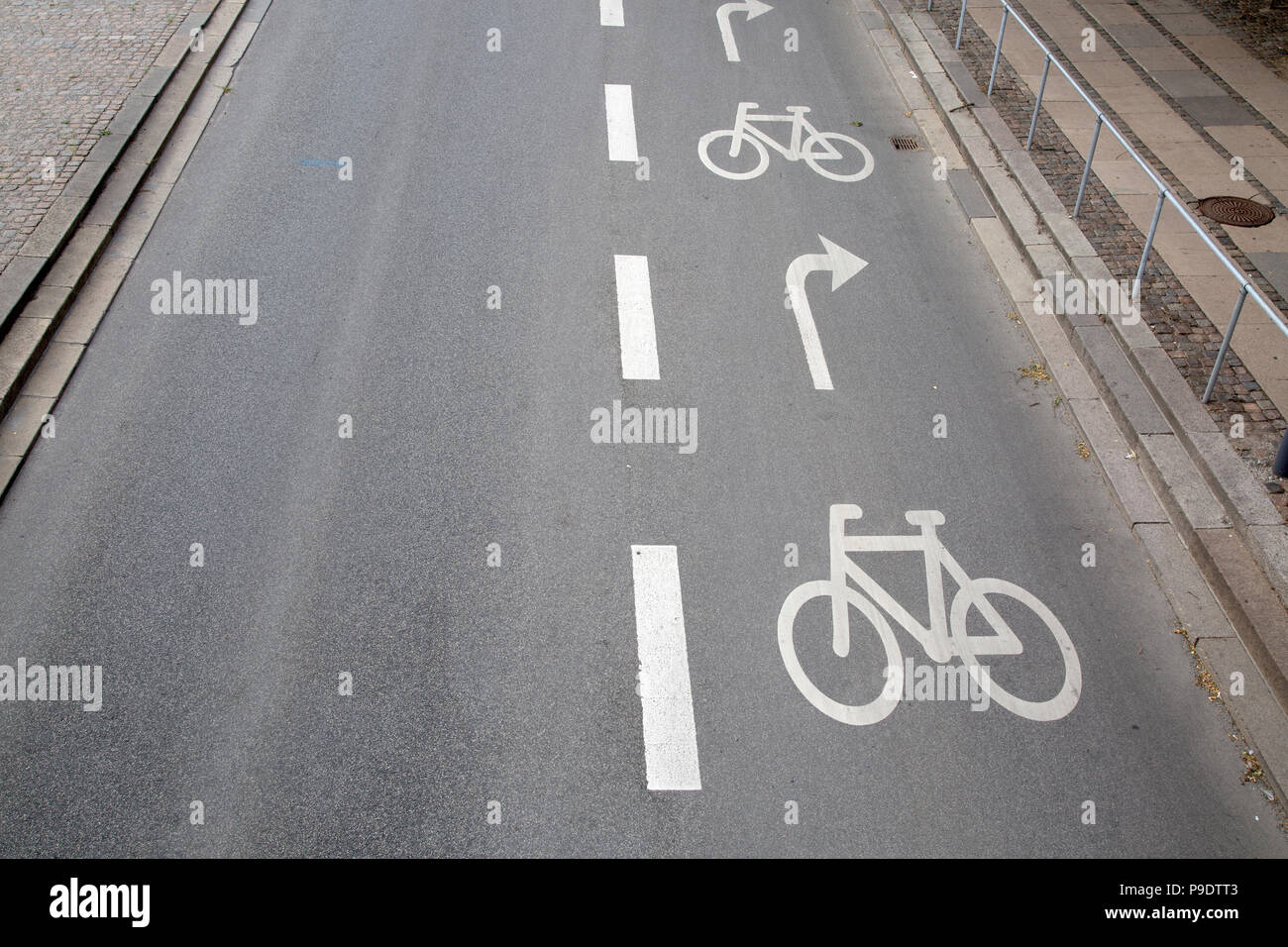 Cycle Path in Copenhagen; Denmark Stock Photo - Alamy