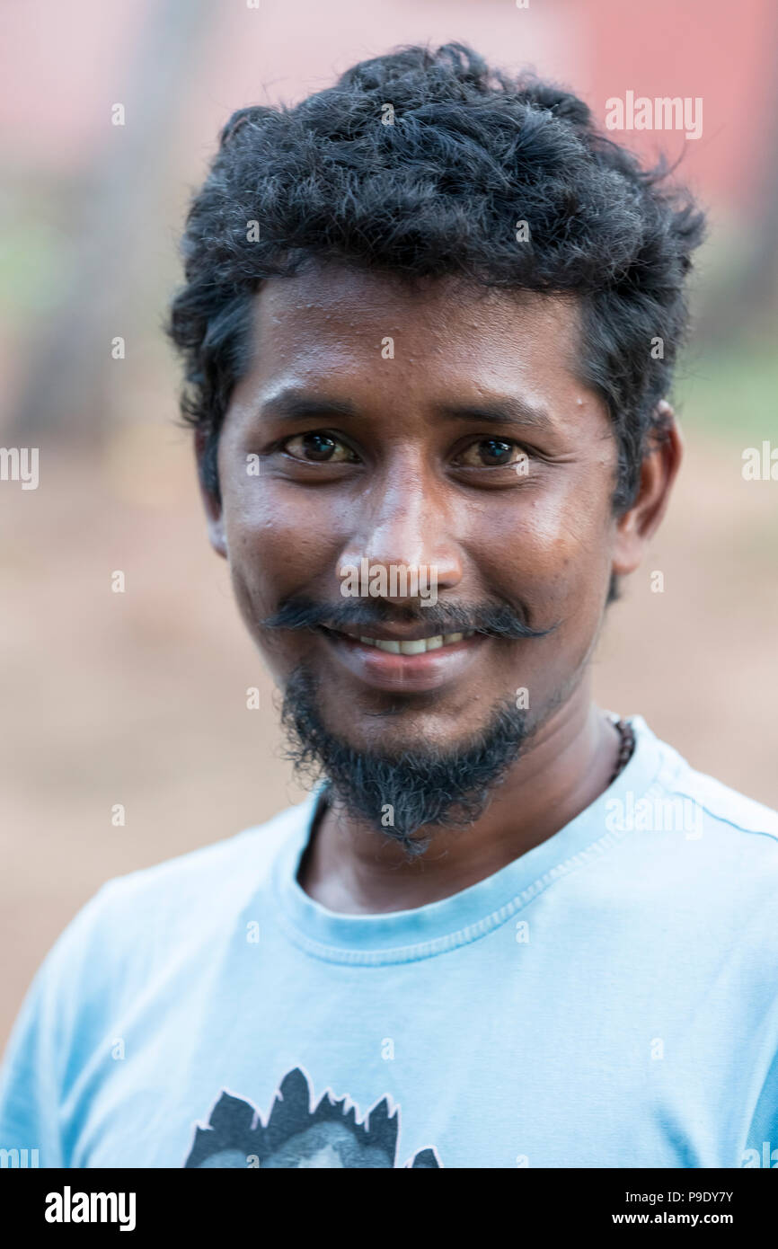 Poor india university hi-res stock photography and images - Alamy