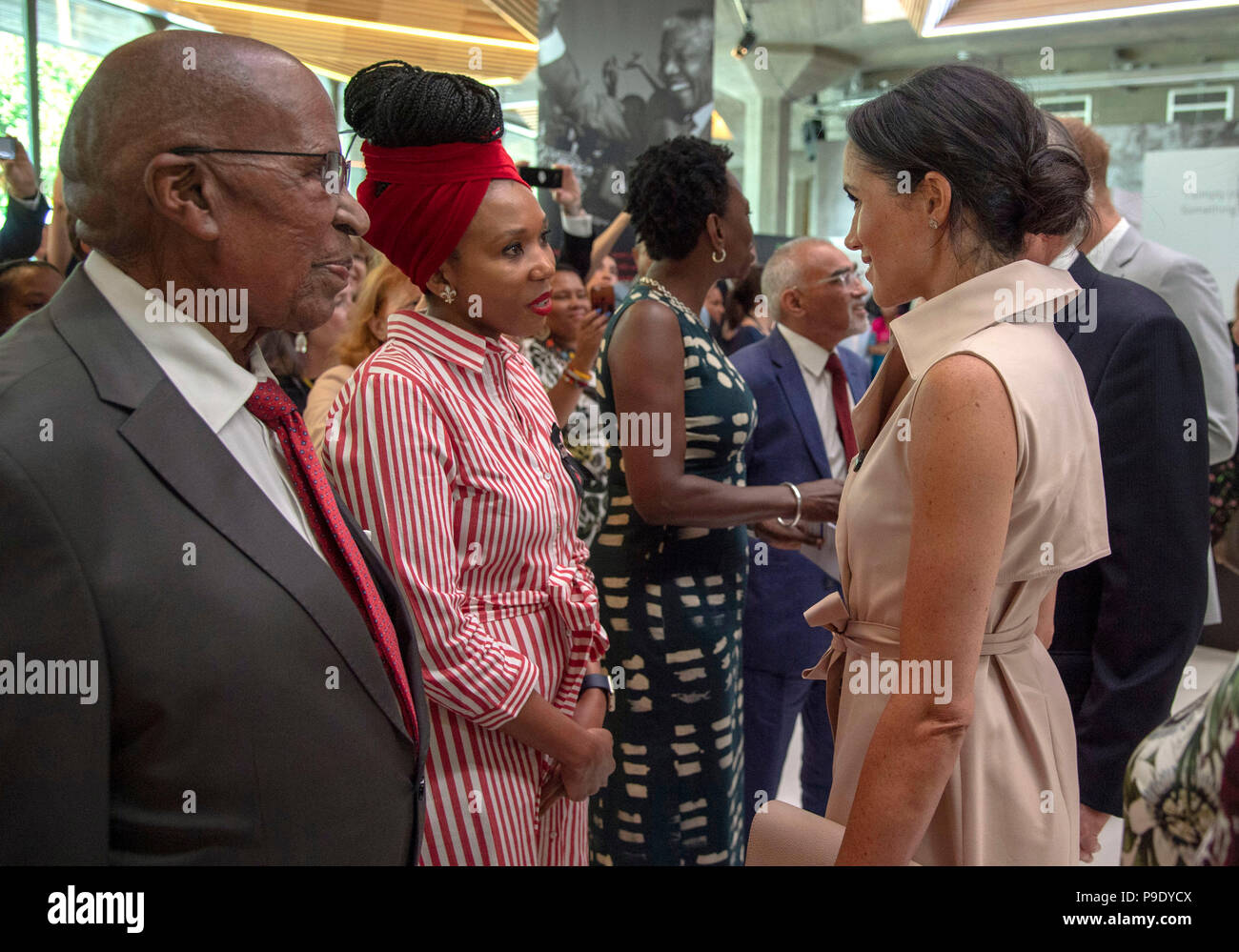 The Duchess of Sussex meets Nelson Mandela's granddaughter Zamaswazi ...