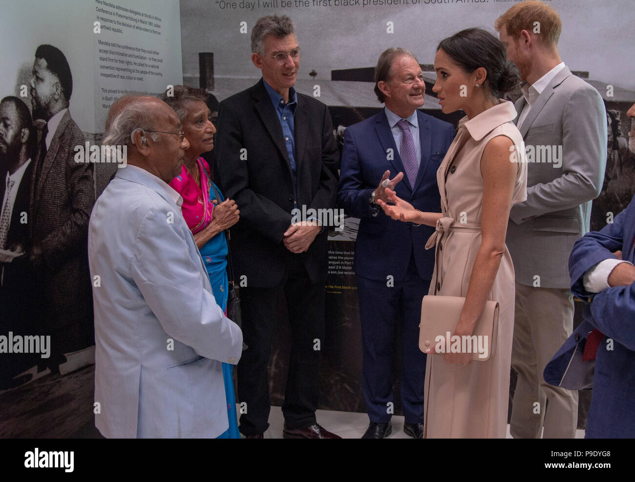 The Duke and Duchess of Sussex meets Nelson Mandela's friends Paul and ...