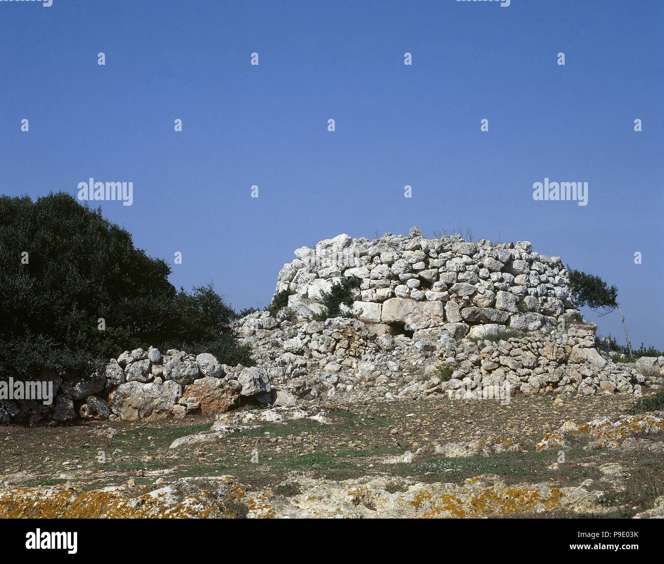 Prehistoria. Edad de los Metales. Edad del Bronce. Talaiot de Sant ...