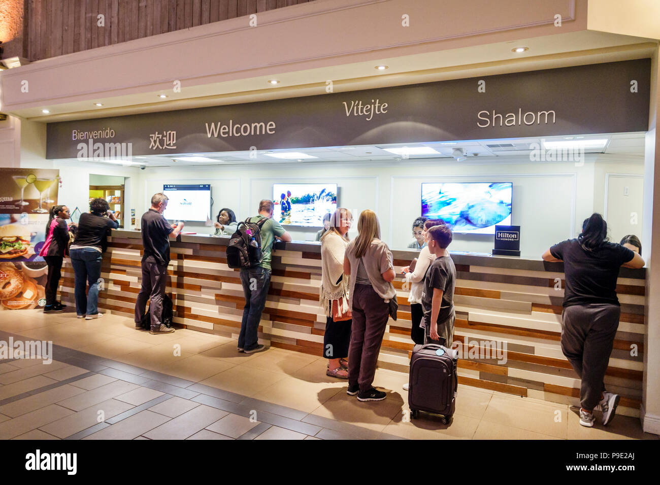 Hotel Front Desk Sign High Resolution Stock Photography and Images - Alamy