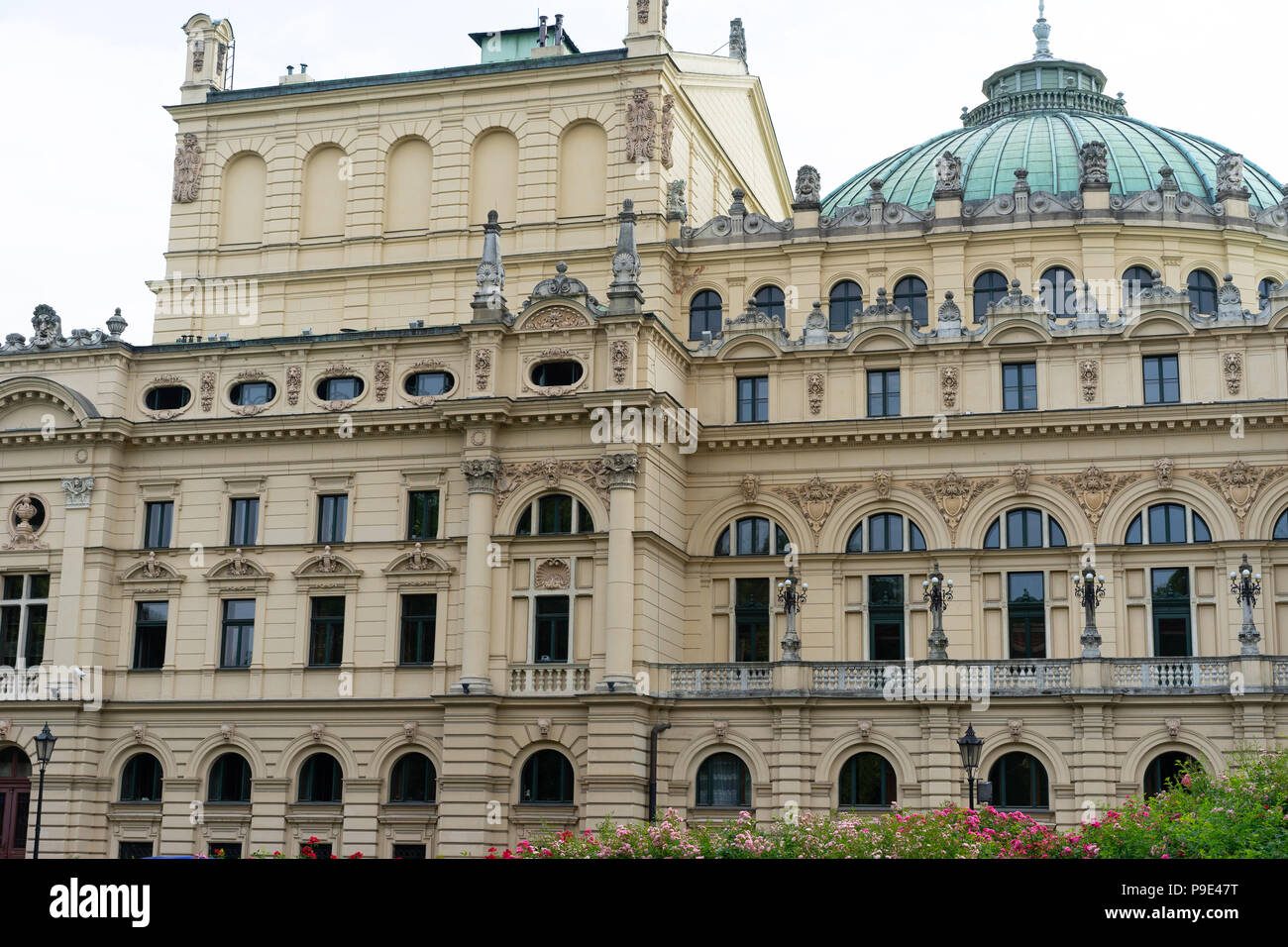 The old opera house hi-res stock photography and images - Alamy