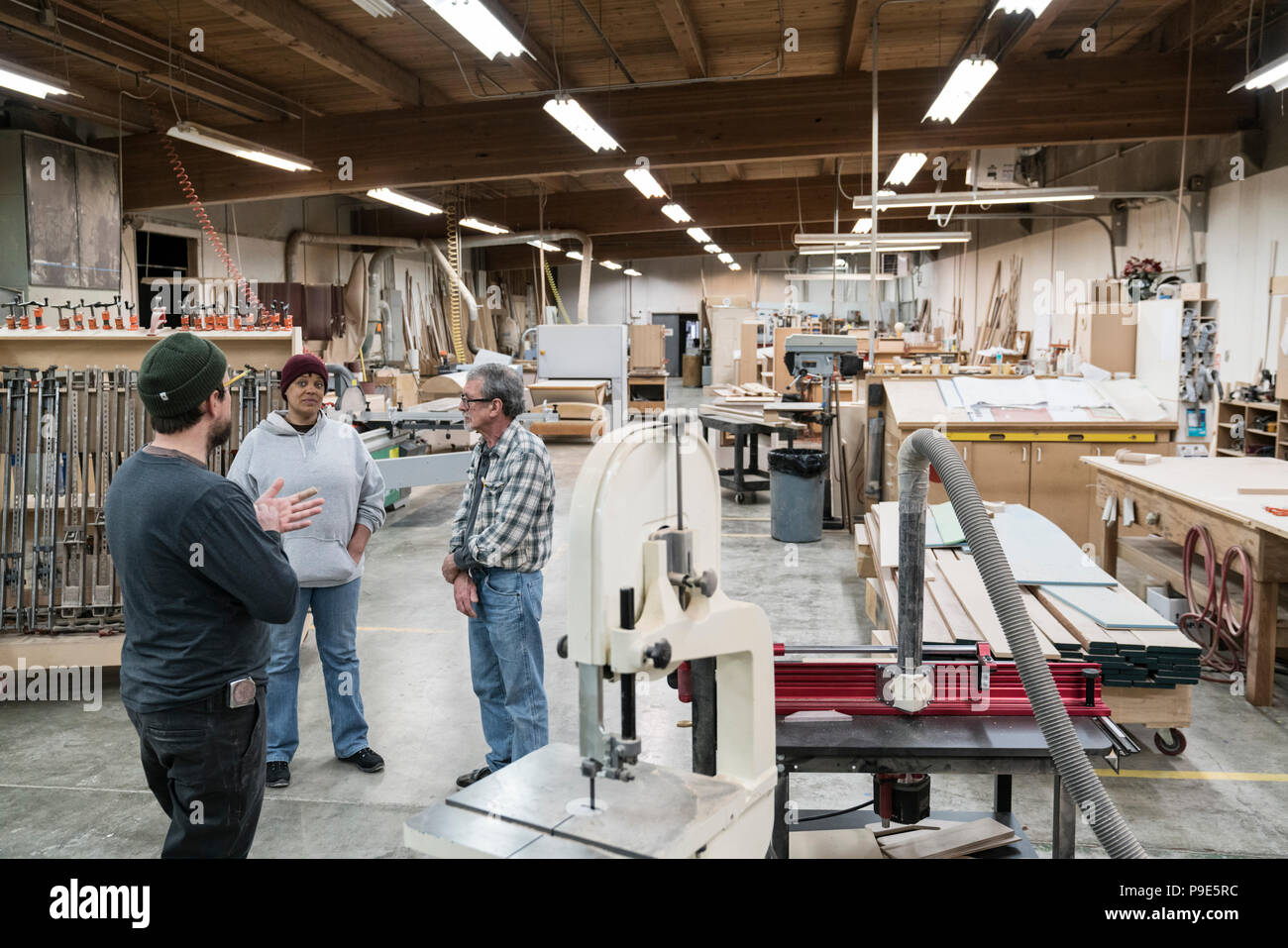 Gender equality in the workplace hi-res stock photography and images ...