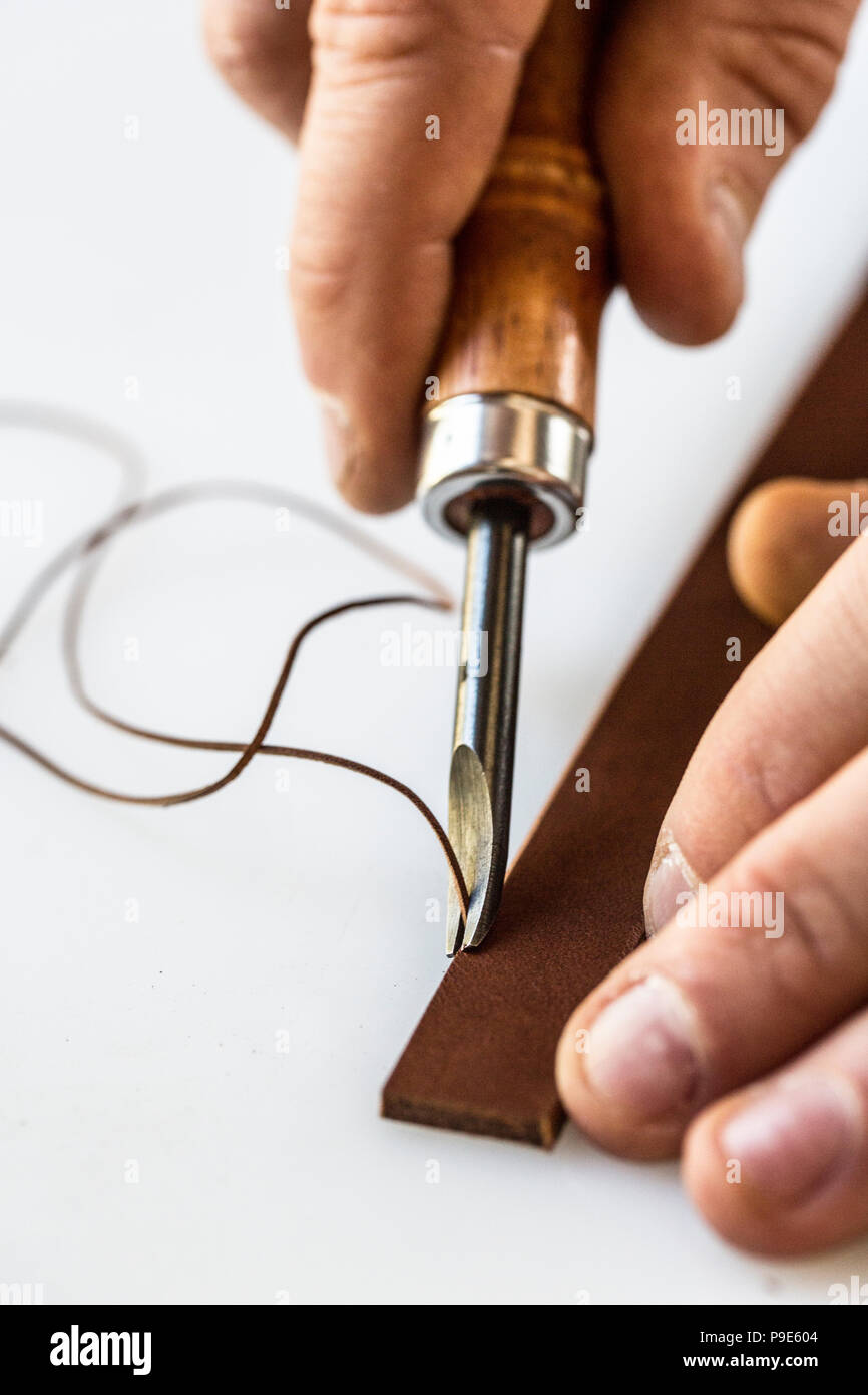 Edging tool hi-res stock photography and images - Alamy