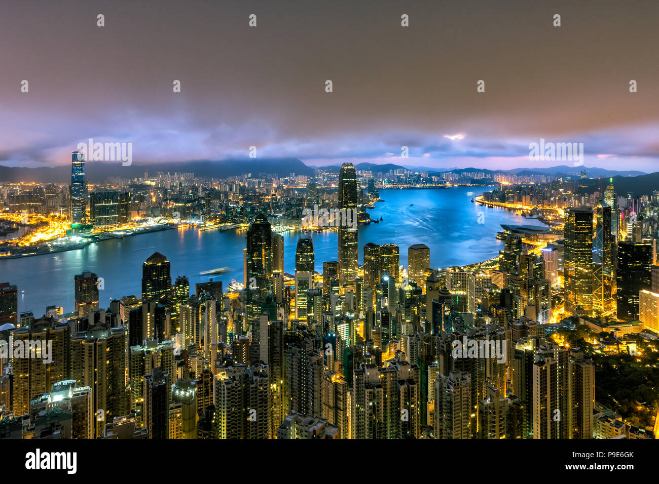 Dusk dawn aerial hi-res stock photography and images - Alamy