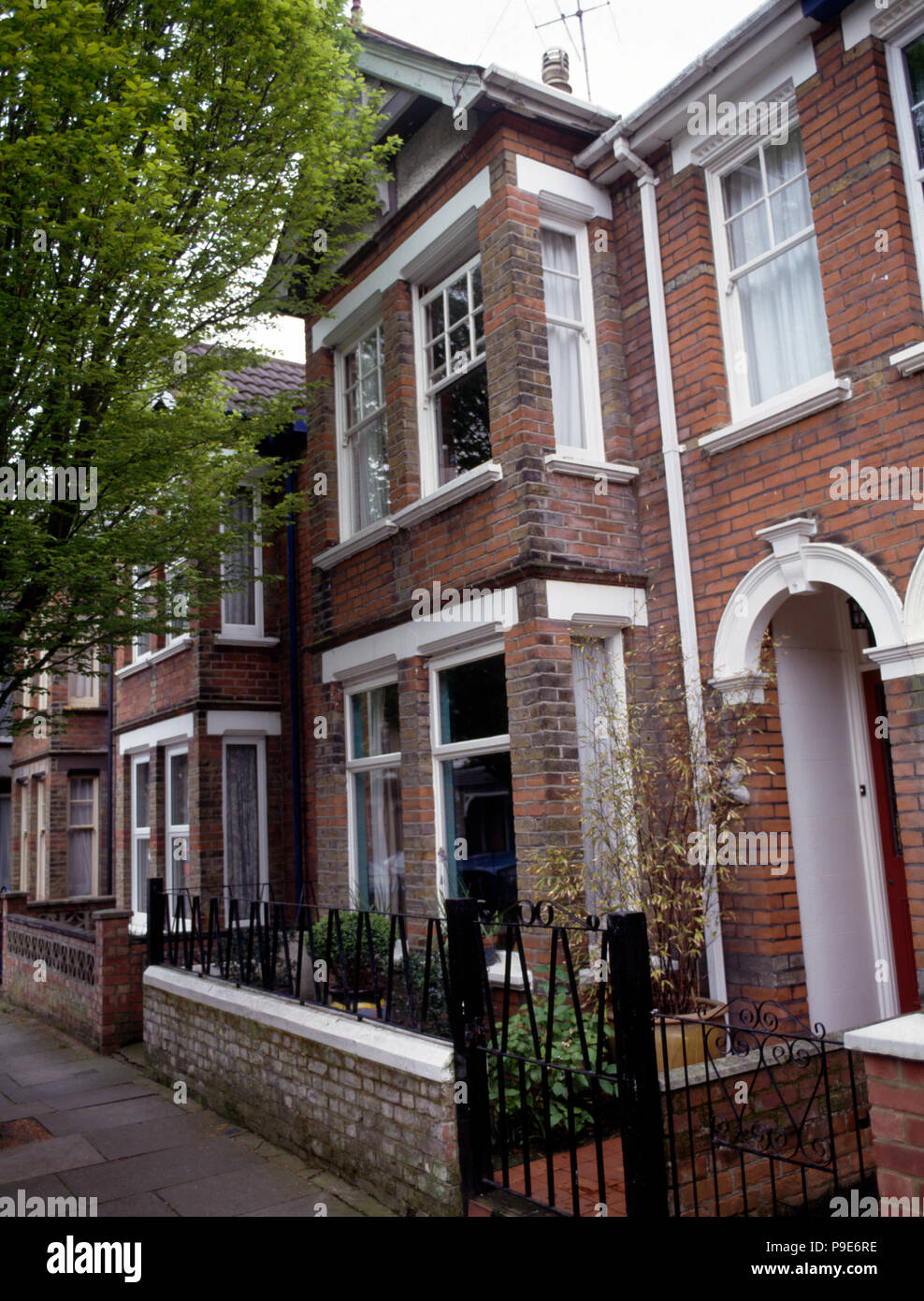 Edwardian House Detached Stock Photos & Edwardian House Detached Stock ...