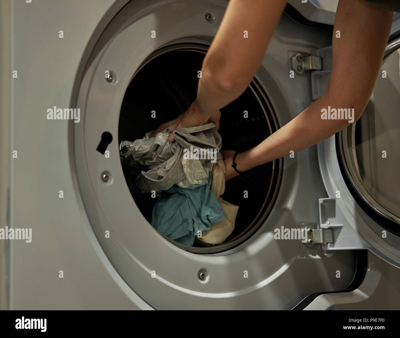 All in one washer dryer hi-res stock photography and images - Alamy