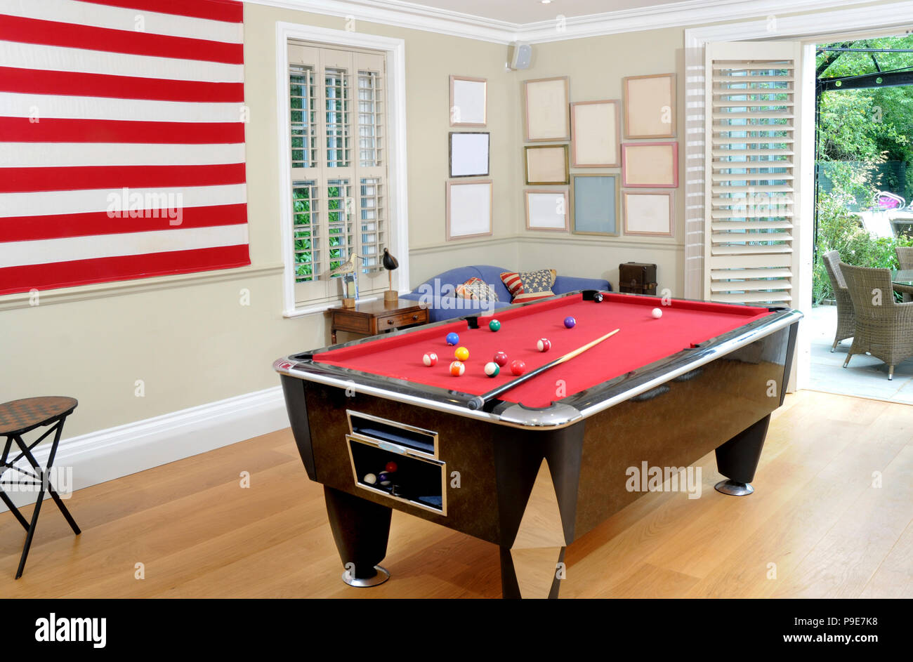 Home pool table hi-res stock photography and images - Alamy