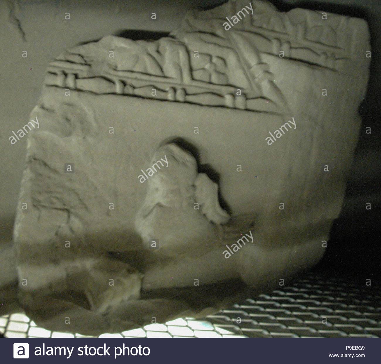 Egyptian Cornice Stock Photos & Egyptian Cornice Stock Images - Alamy