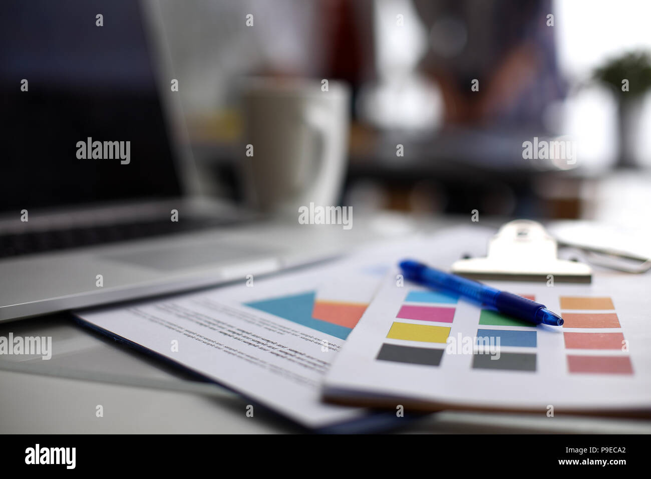 Woman folder review office hi-res stock photography and images - Alamy