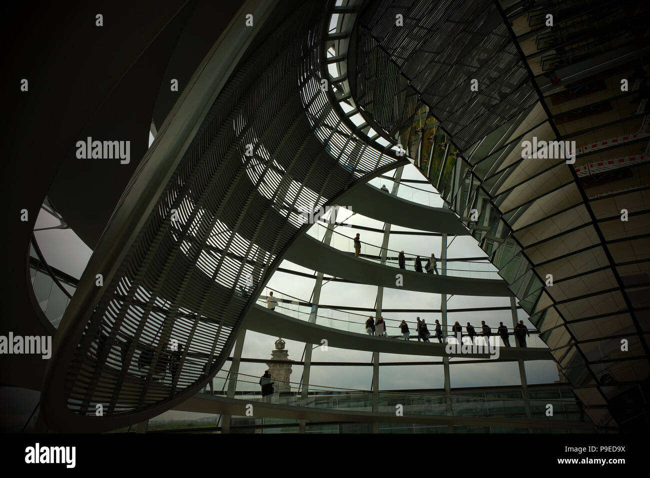 Inside the reichstag dome hi-res stock photography and images - Alamy