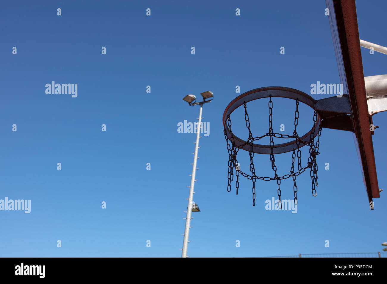 Basketball, Street court Stock Photo - Alamy