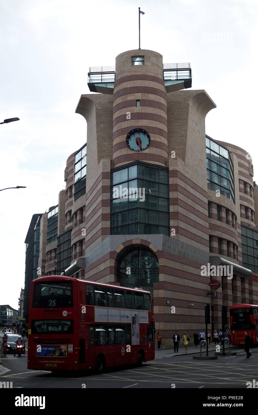 Bishopsgate, Central London Stock Photo - Alamy
