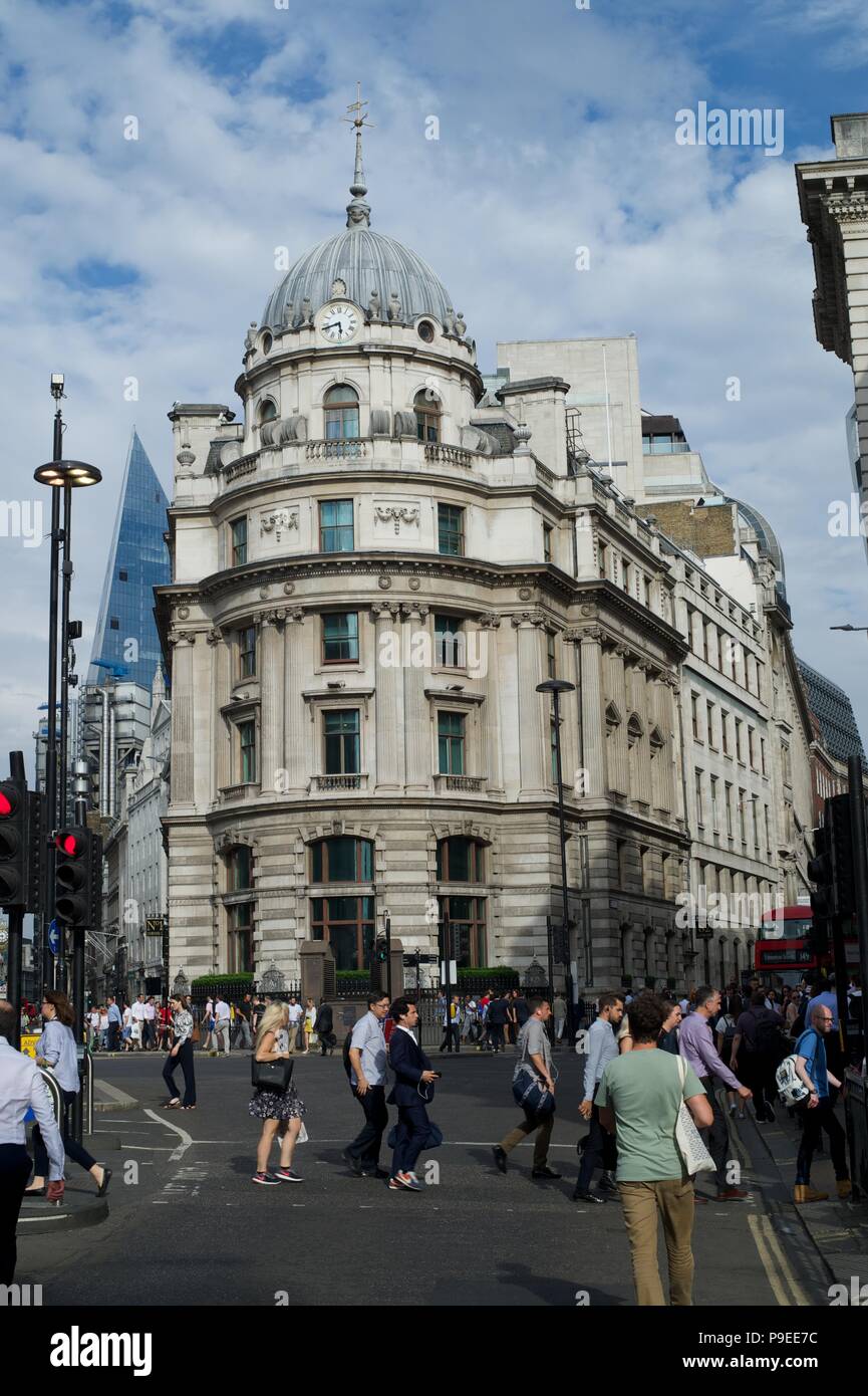 Bishopsgate arcade hi-res stock photography and images - Alamy