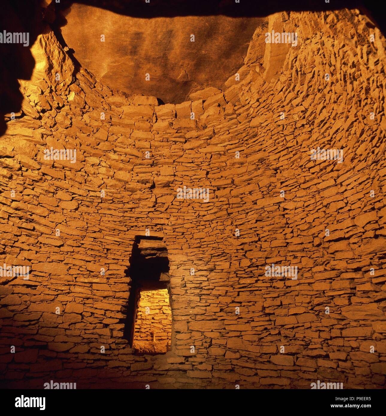 Tholos burial hi-res stock photography and images - Alamy