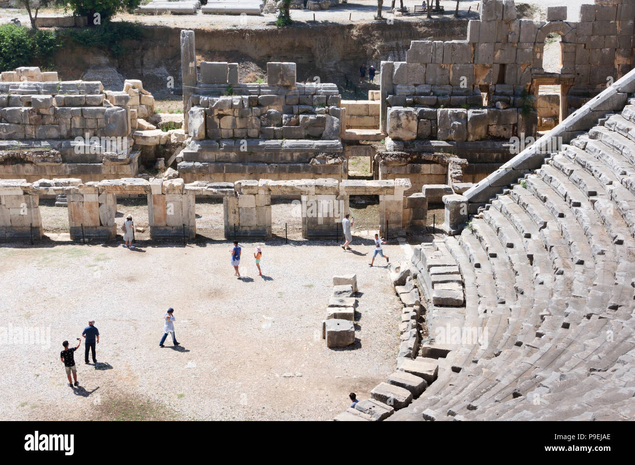 Greco roman art and architecture hi-res stock photography and images ...