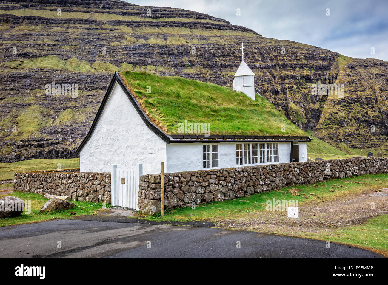 church in saksun faroe islands Stock Photo - Alamy