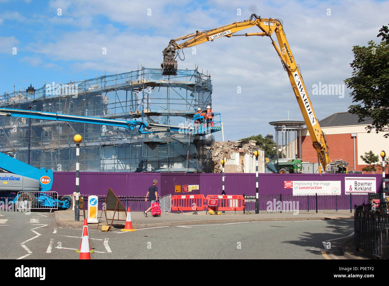 Llandudno wales conwy castle hi-res stock photography and images - Alamy