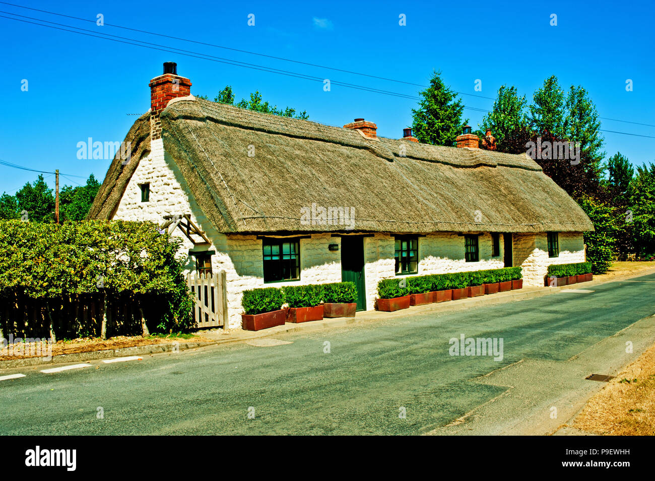 Thatched cottages, Harome, North Yorkshire, England Stock Photo - Alamy