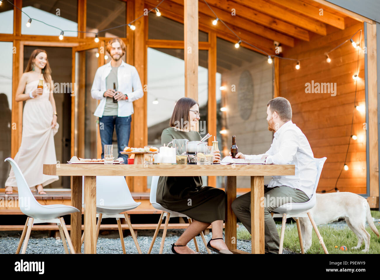Backyard picnic table lights hi-res stock photography and images - Alamy