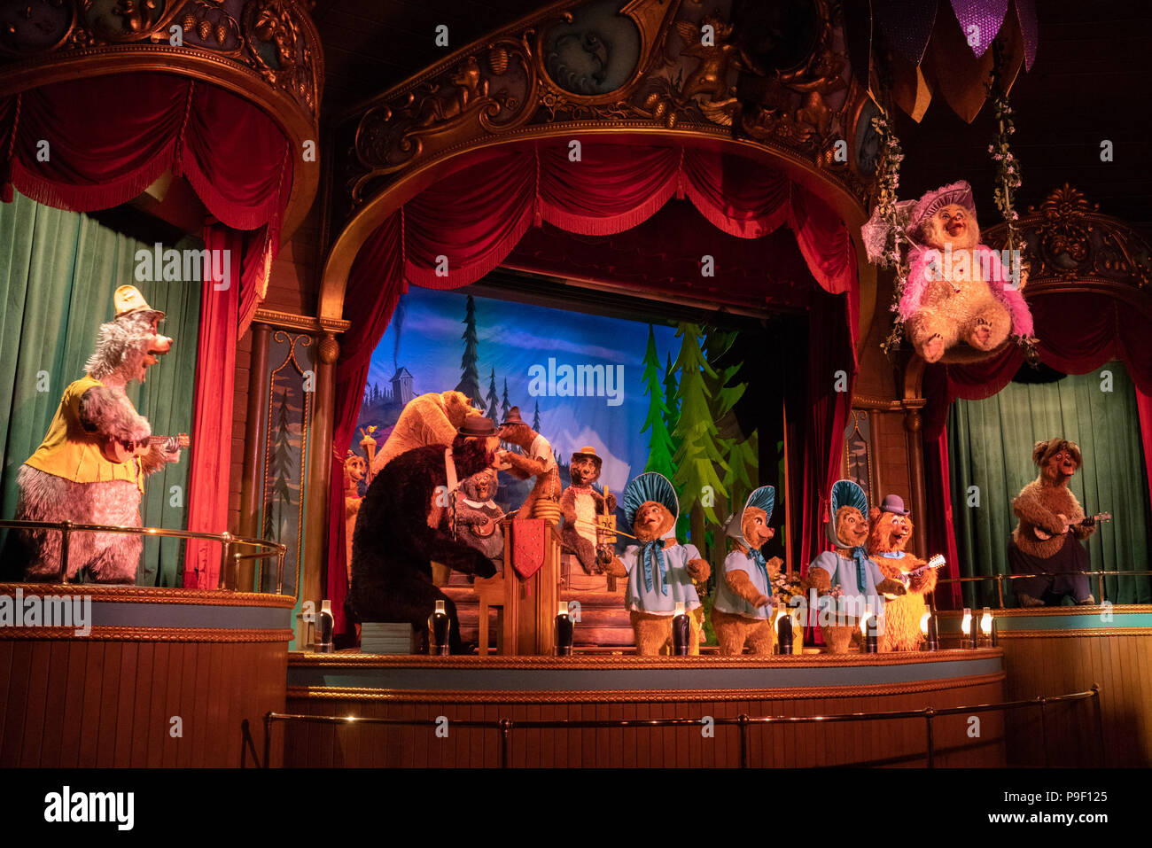 Disney country bear jamboree hi-res stock photography and images - Alamy