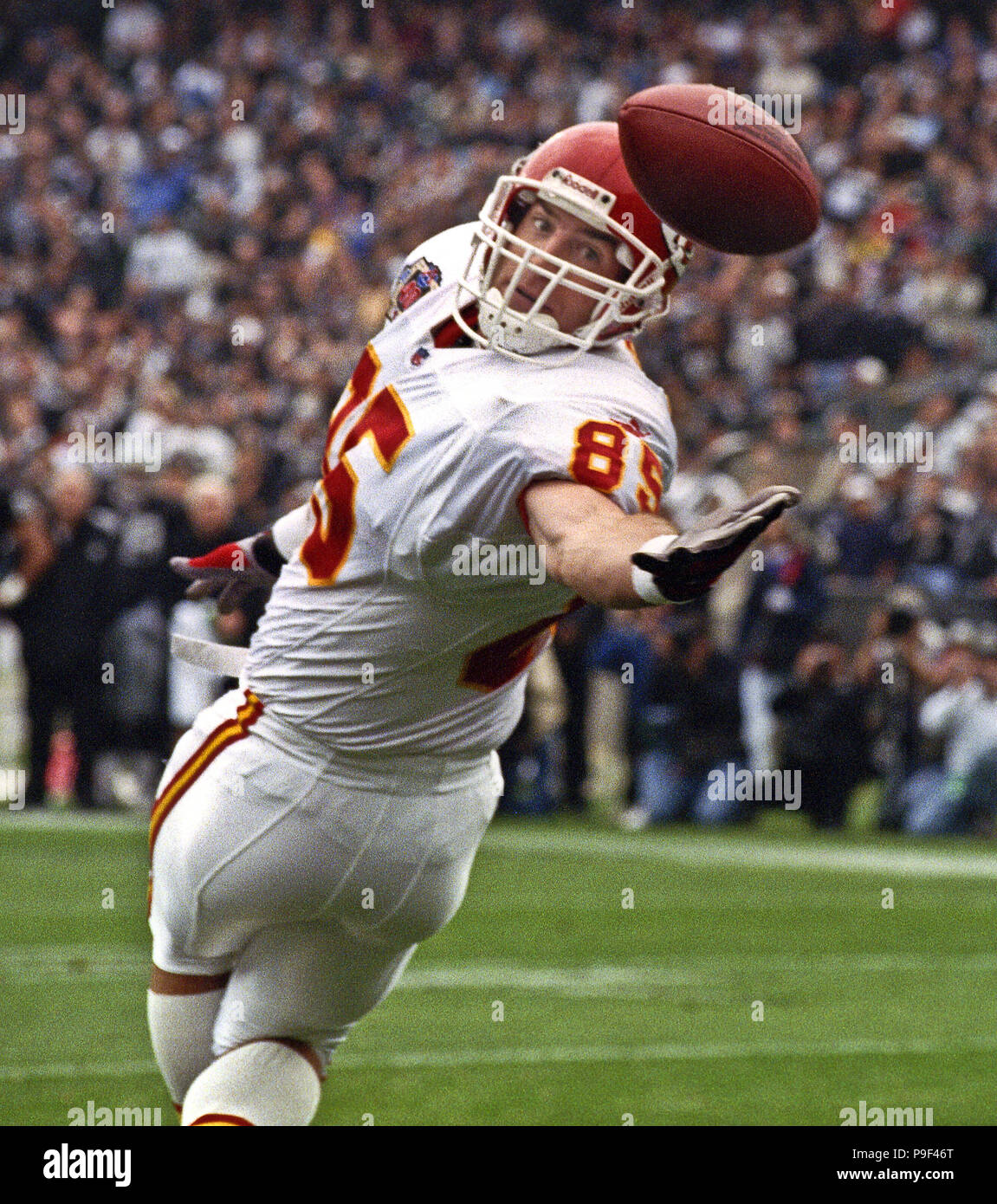 Oakland, California, USA. 28th Nov, 1999. Oakland Raiders vs. Kansas ...