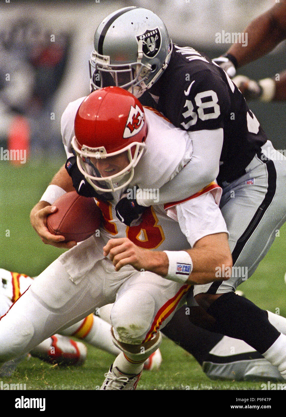 Oakland, California, USA. 28th Nov, 1999. Oakland Raiders vs. Kansas ...