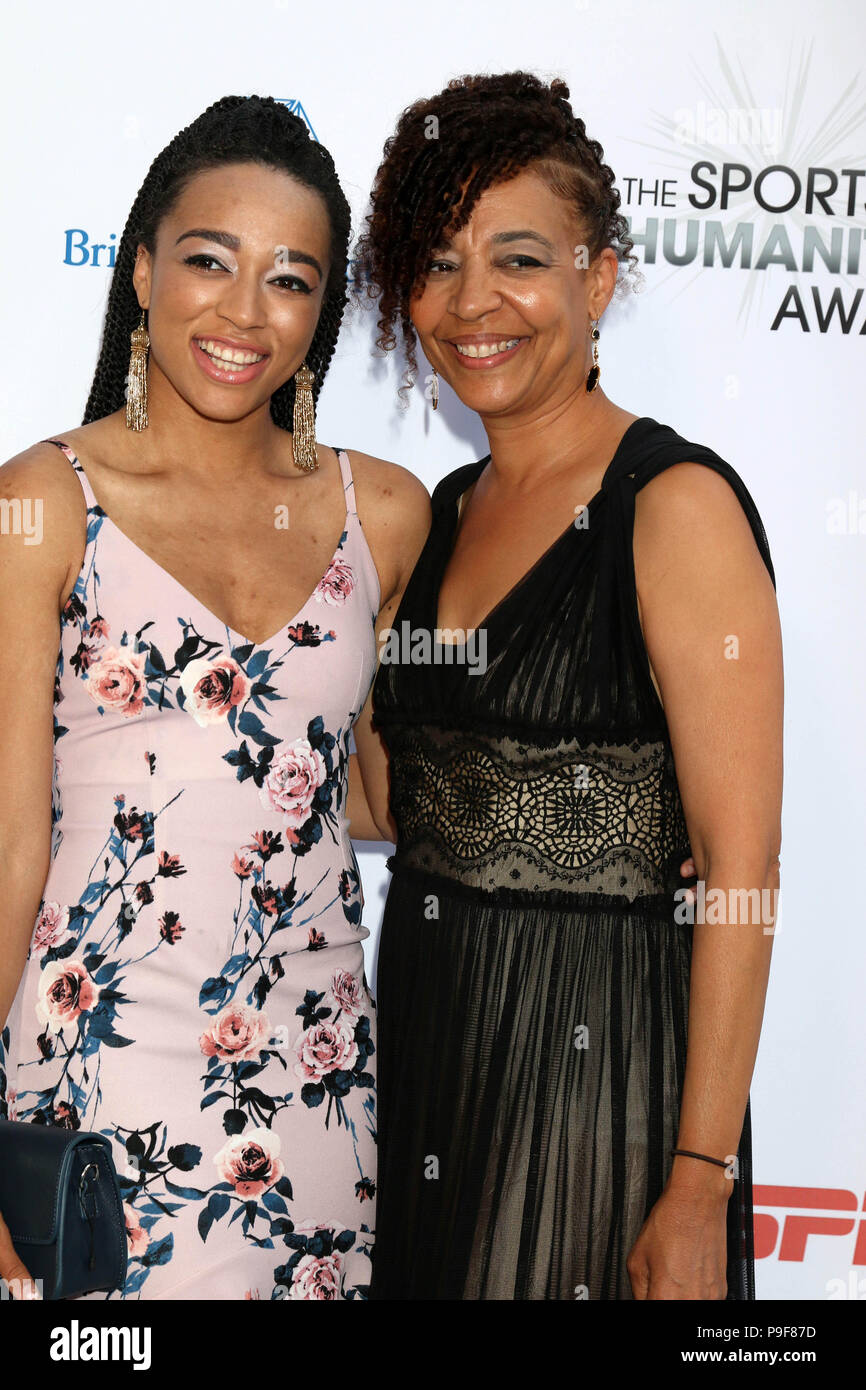 Los Angeles, Ca, USA. 17th July, 2018. Sydni Scott, Kim Scott at the ...