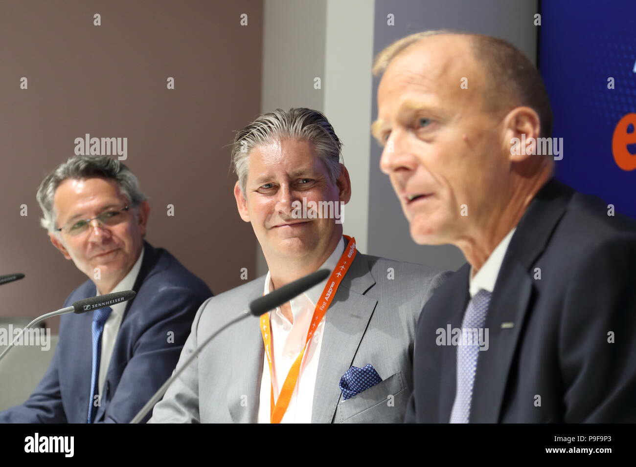 Easyjet took official delivery of its first Airbus A321neo in the ...