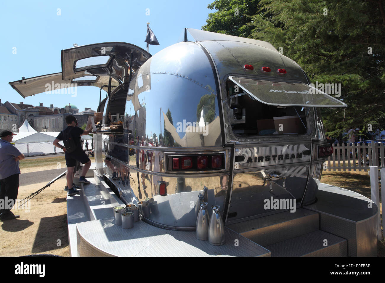 Chrome caravan hi-res stock photography and images - Alamy