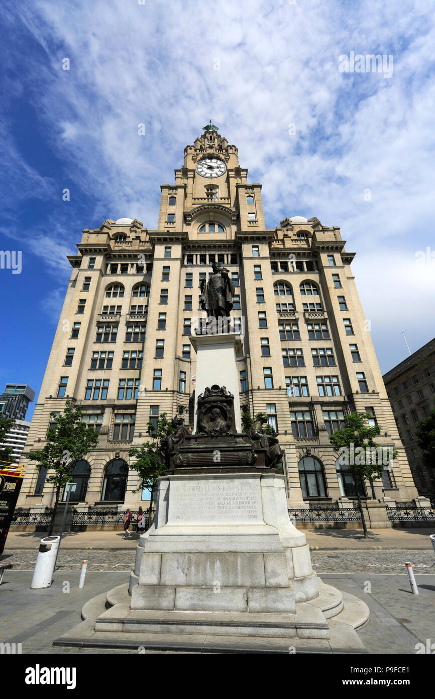 Royal Liver Building, George's Parade, Pier Head, UNESCO World Heritage ...
