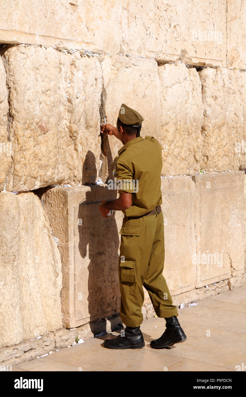 Pray for israel hi-res stock photography and images - Alamy