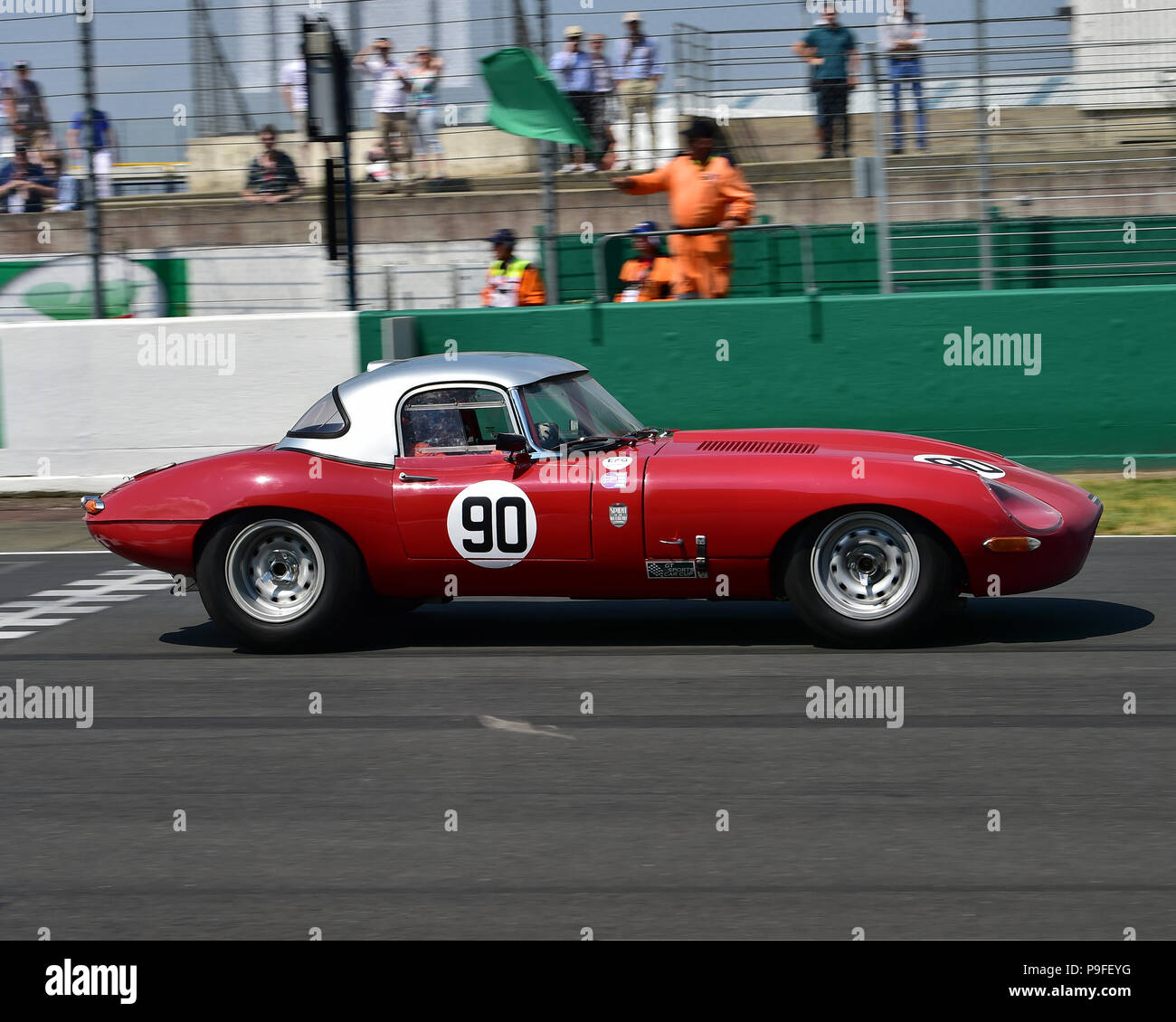 Martin O'Connell, Jaguar E-Type, winner, Jaguar Classic Challenge, Le ...