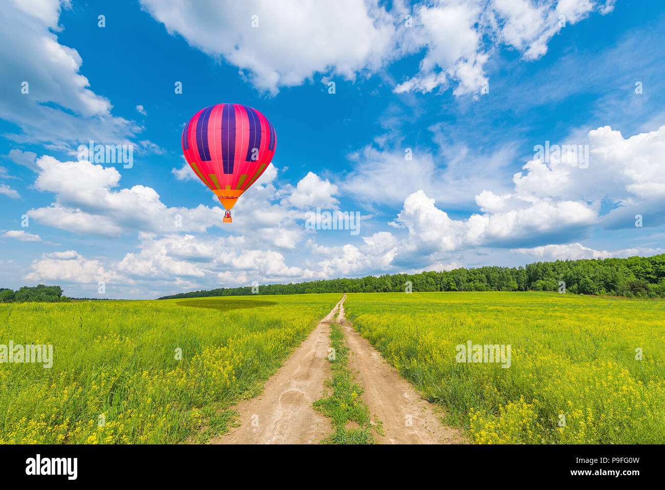 Balloon flight path hi-res stock photography and images - Alamy