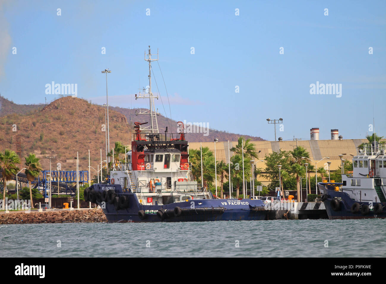 Report of the fishing port of Guaymas Sonora. Reportaje del puerto ...
