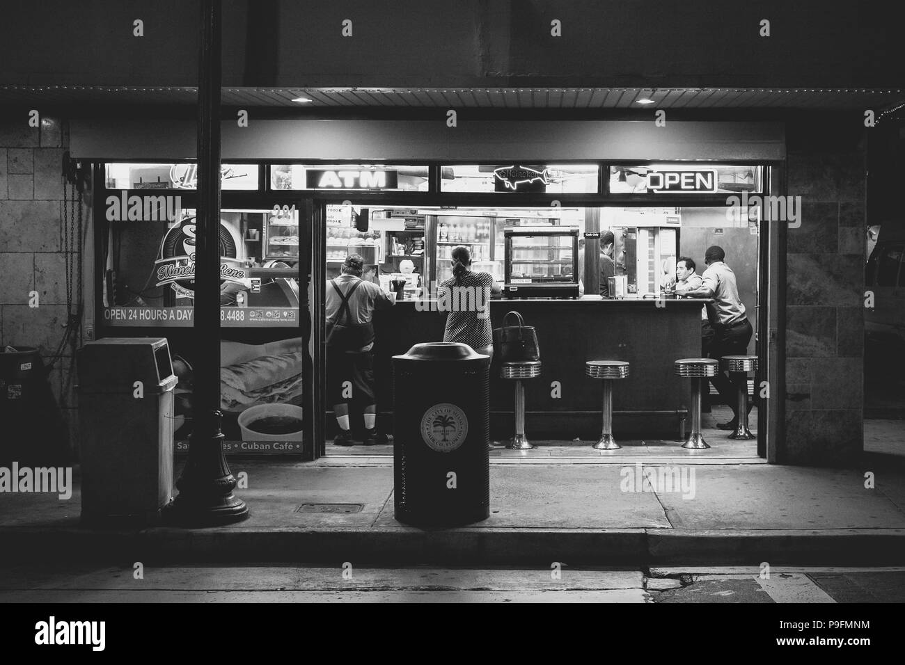 Sandwich shop counter hi-res stock photography and images - Alamy